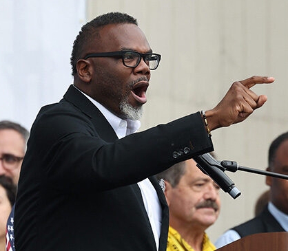 Chicago mayor deflects reporter's question with his demand to call ...